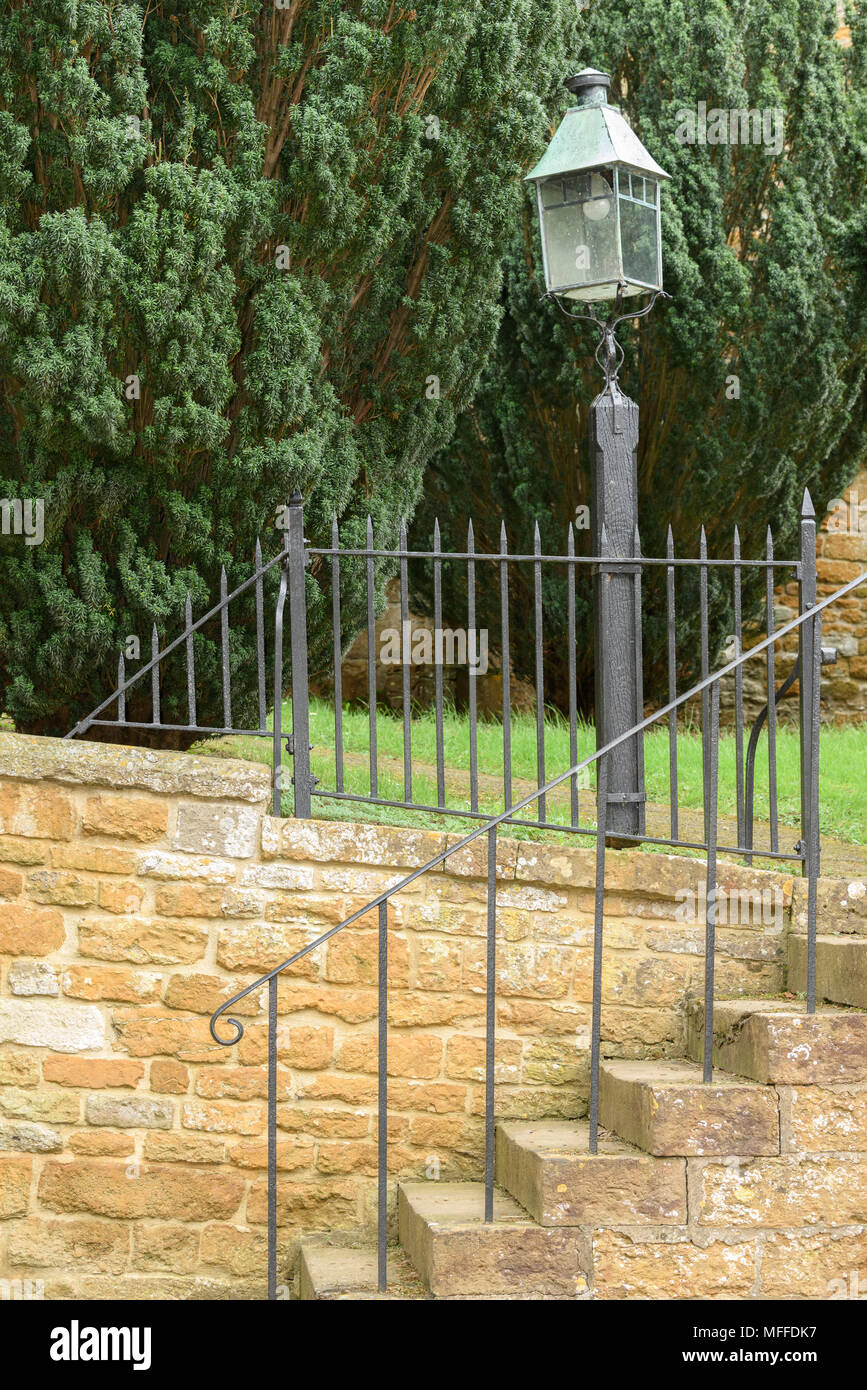 Medieval railing hi-res stock photography and images - Alamy