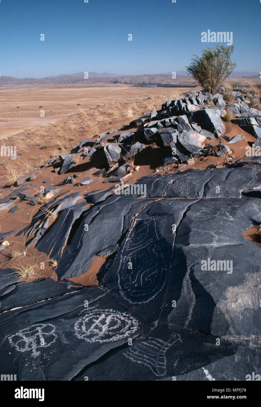 ROCK ENGRAVINGS of unknown origin Namib Desert, Africa Stock Photo - Alamy