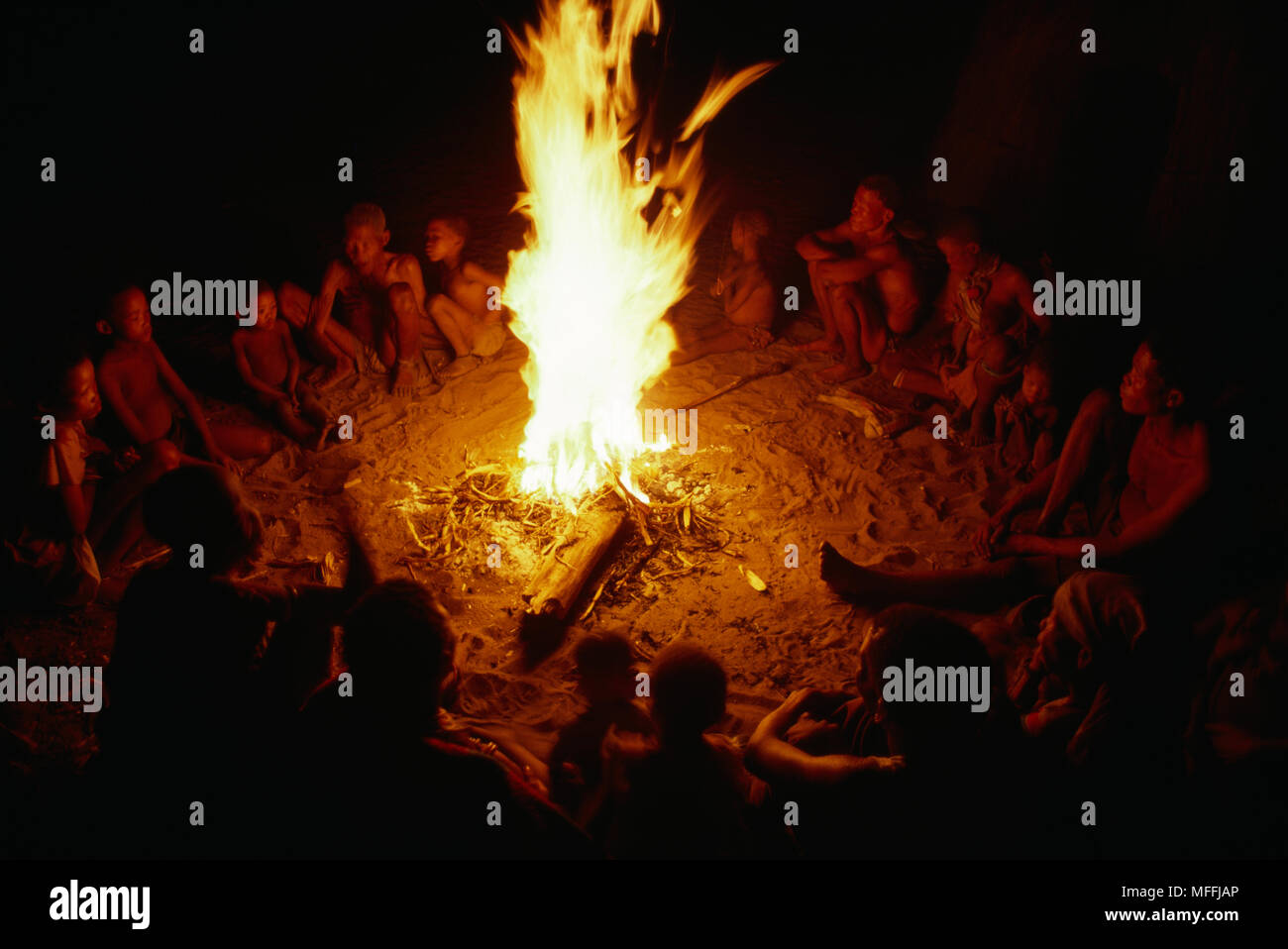 KUNG BUSHMEN ROUND CAMPFIRE Gaishay Dem (age 75 in 1986) telling ...