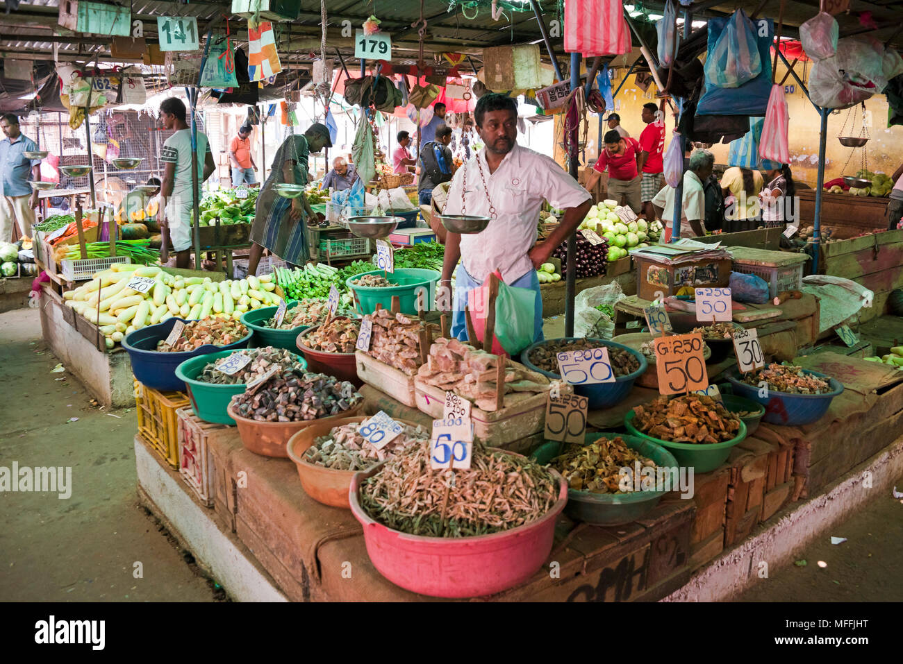 Horizontal view of the daily fruit and veg market in Kandy, Sri Lanka ...