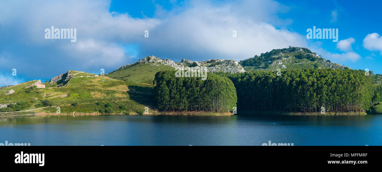 El juncal reservoir embalse el juncal hi-res stock photography and ...