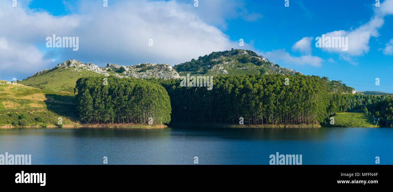El juncal reservoir embalse el juncal hi-res stock photography and ...