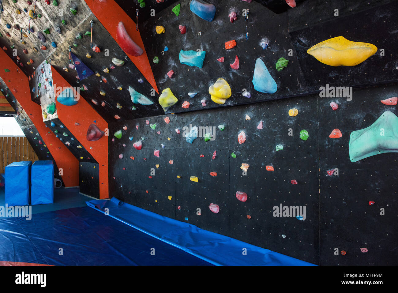 Indoor climbing facility hi-res stock photography and images - Alamy
