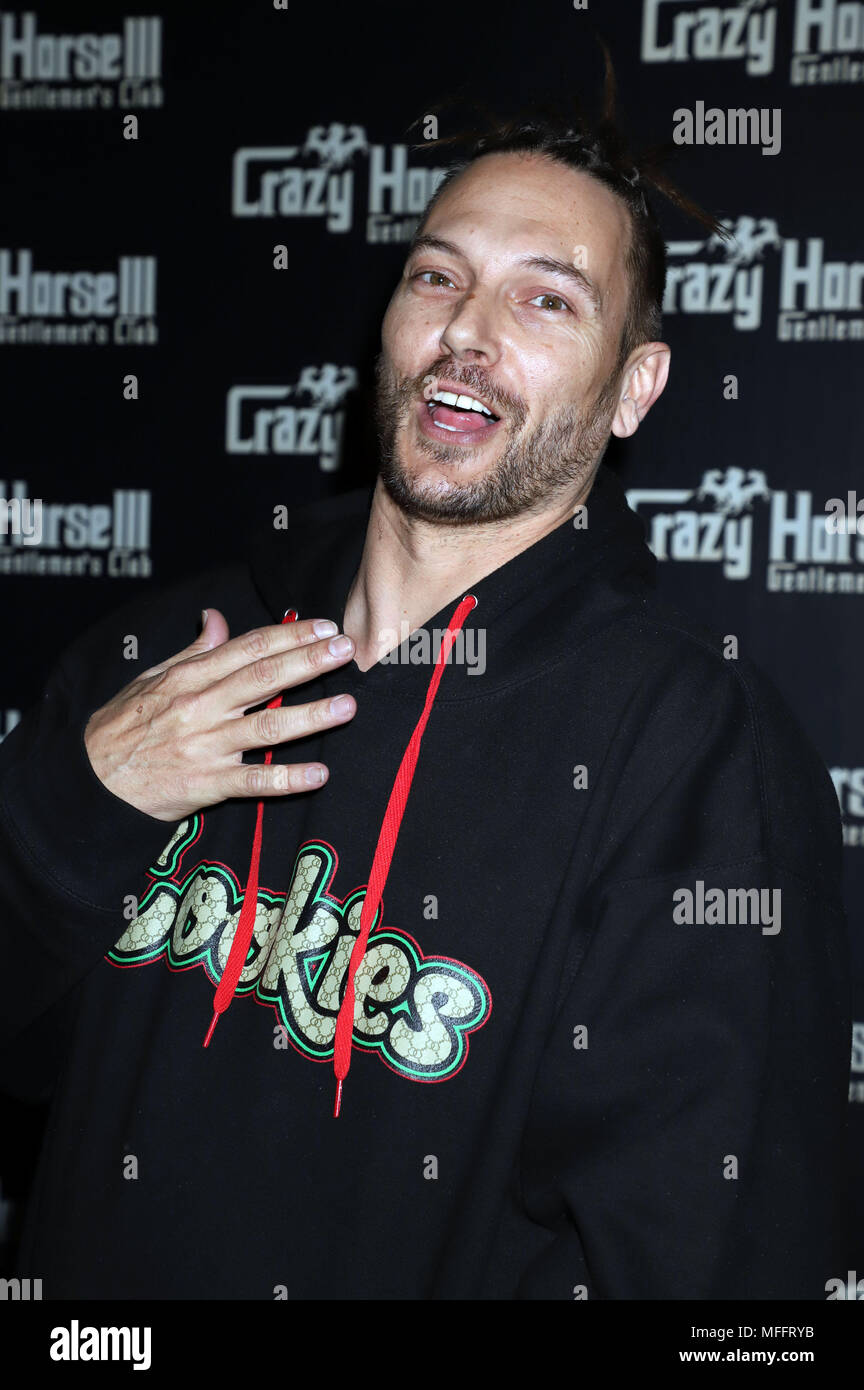 Kevin Federline celebrates his 40th Birthday and performs a DJ set in ...