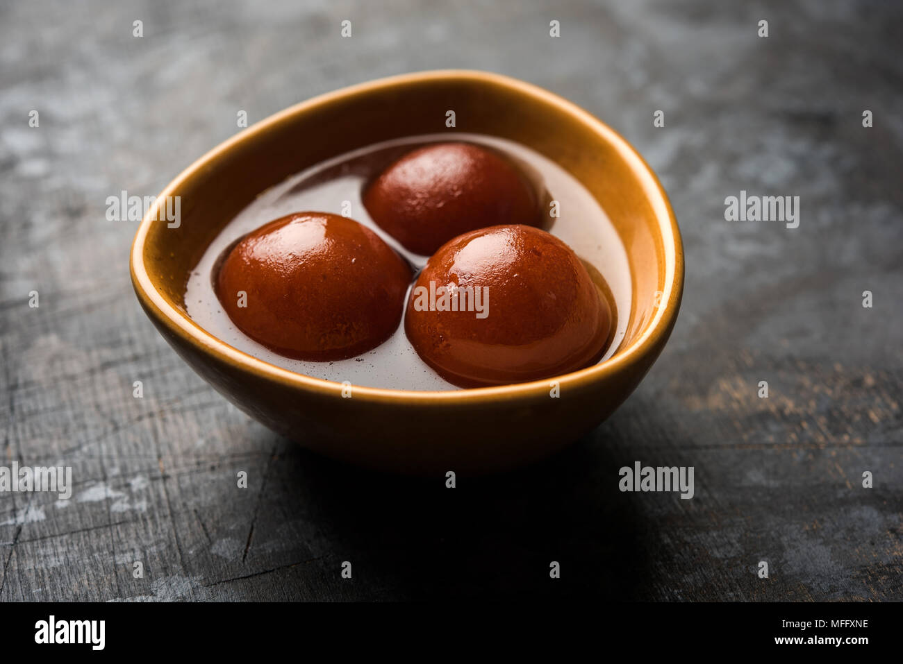 Indian Sweets Red Stock Photos & Indian Sweets Red Stock Images - Alamy