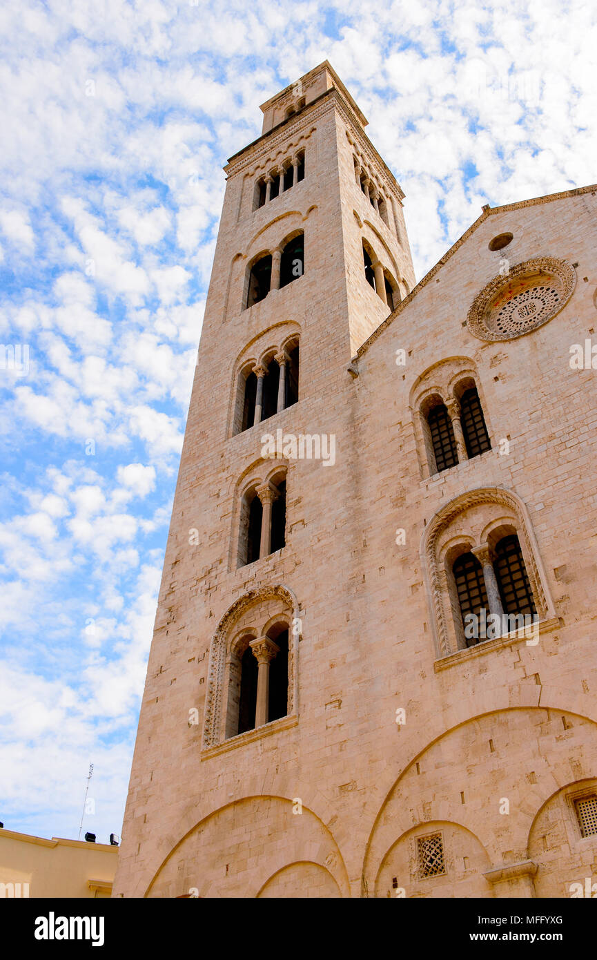 Bari Cathedral (Basilica di Bari), Bari, Italy Stock Photo - Alamy