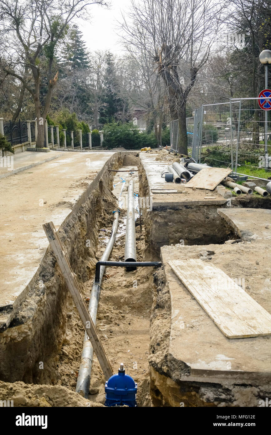 Trench construction hi-res stock photography and images - Alamy