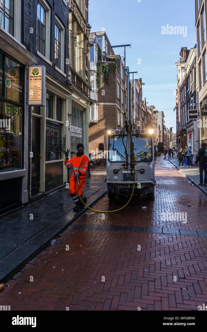 Street cleaner cleaning streets hi-res stock photography and images - Alamy