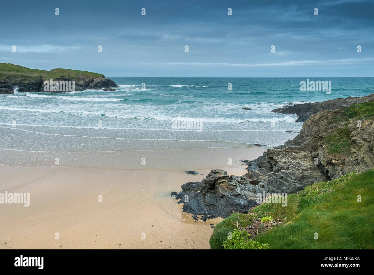 Treyarnon bay beach hi-res stock photography and images - Alamy