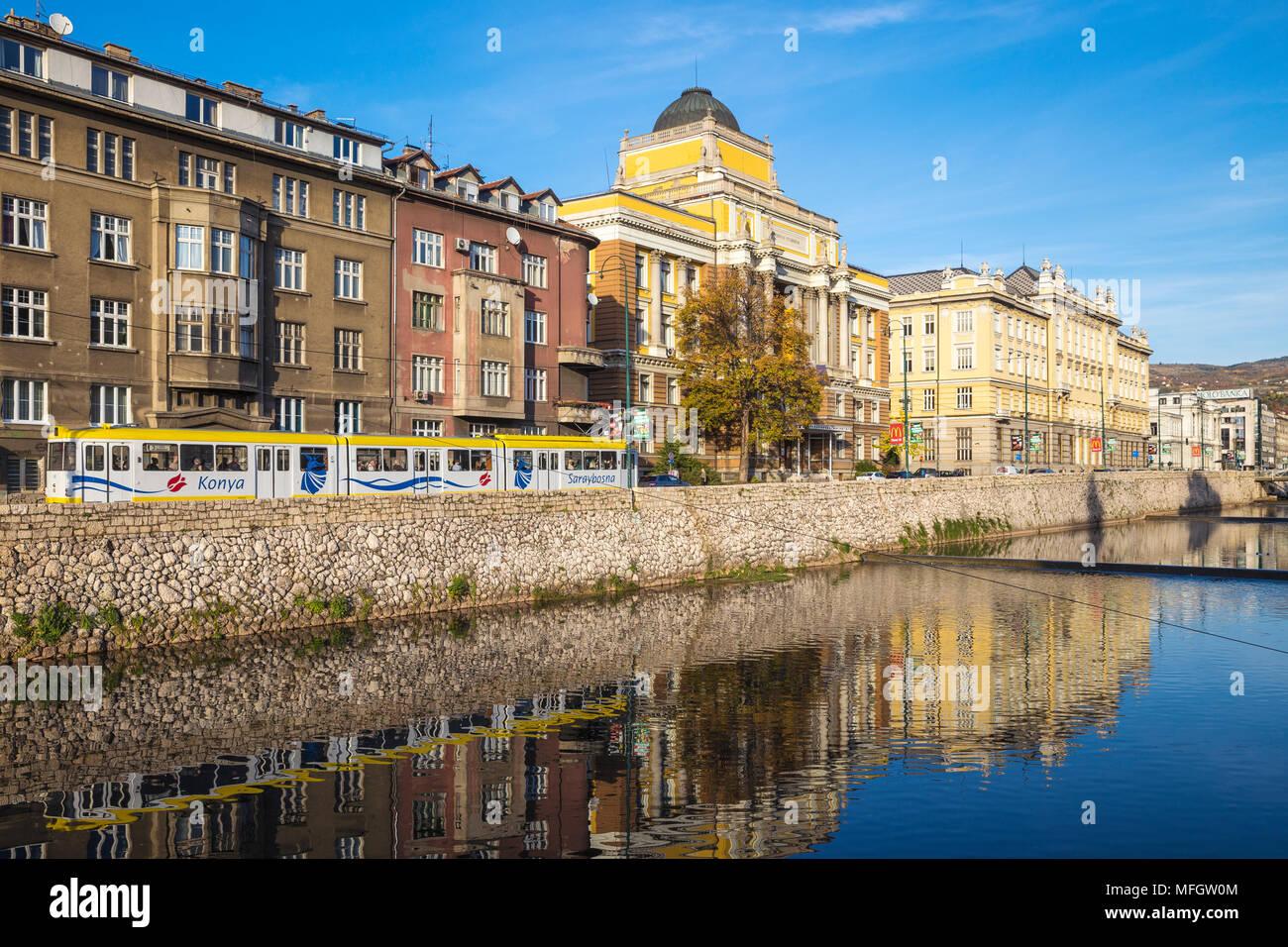 Buildings of Bascarsija (The Old Quarter), on the banks of the Miljacka ...