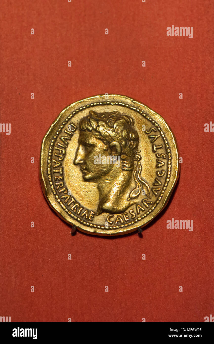 Emperor augustus coin hi-res stock photography and images - Alamy