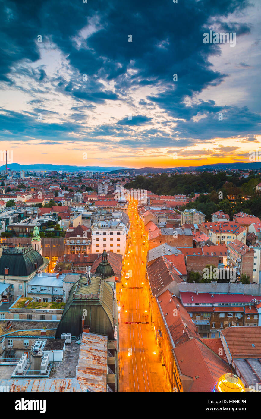 City looking down night blue hi-res stock photography and images - Alamy