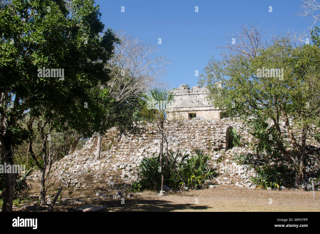 a remarkable structure at a mayan archaeological site Stock Photo - Alamy
