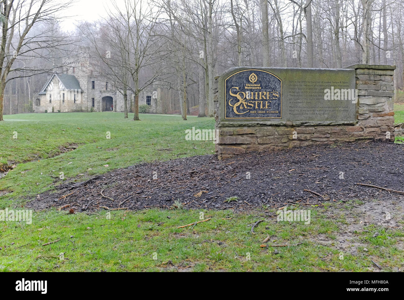 Squires castle sign hi-res stock photography and images - Alamy