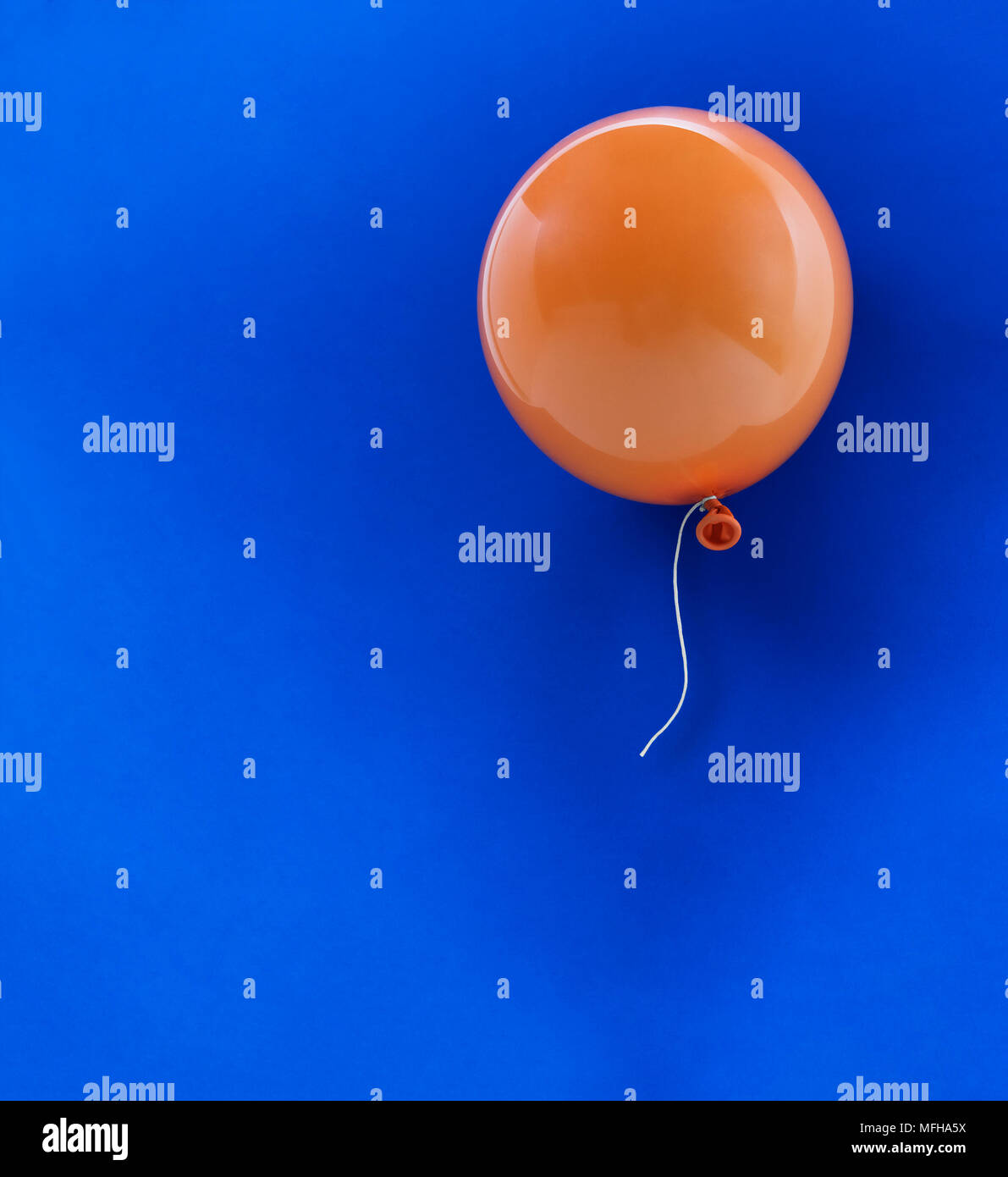 Balloon inflate toy hi-res stock photography and images - Alamy