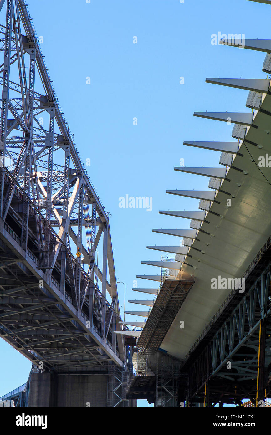 San francisco oakland old bay bridge hi-res stock photography and ...
