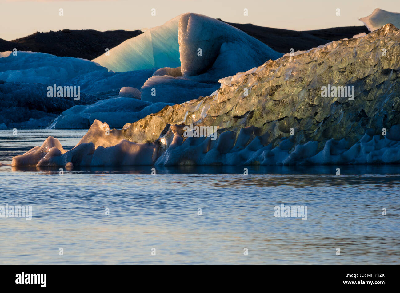 Winter colors of iceland hi-res stock photography and images - Alamy