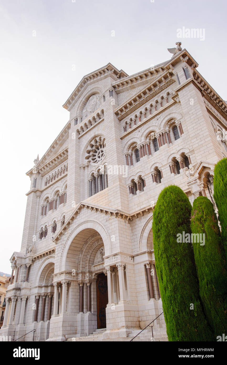 Cathedral monaco grace kelly hi-res stock photography and images - Alamy