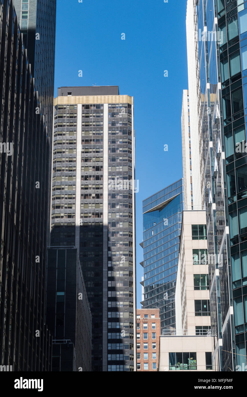 Day time canyon hi-res stock photography and images - Alamy