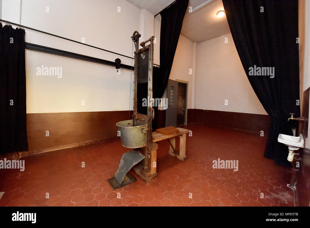 26 April 2018, Brandenburg an der Havel, Germany: The execution cell of ...