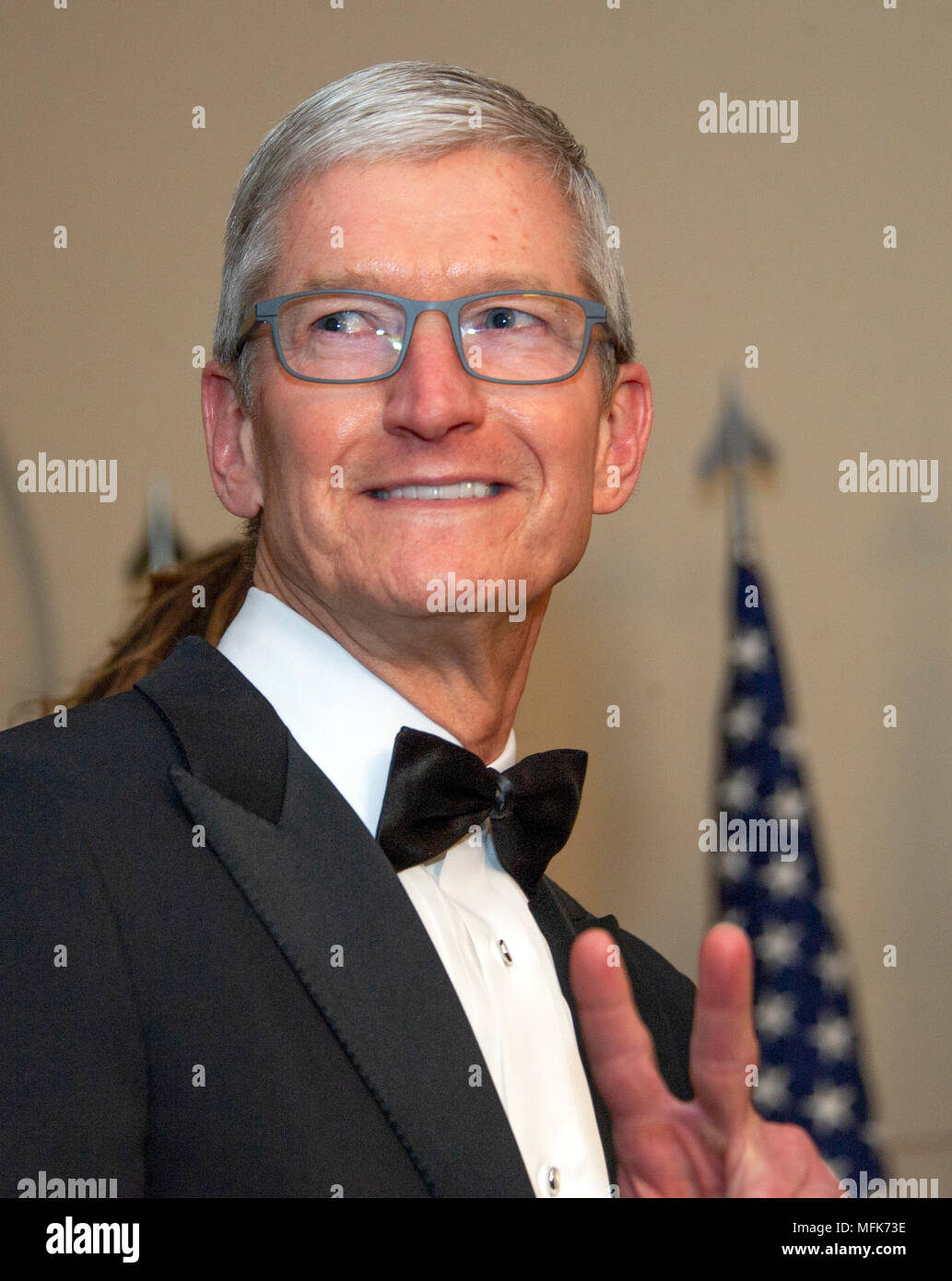 Washington, USA. 24th Apr, 2018. Timothy Cook, Chief Executive Officer ...
