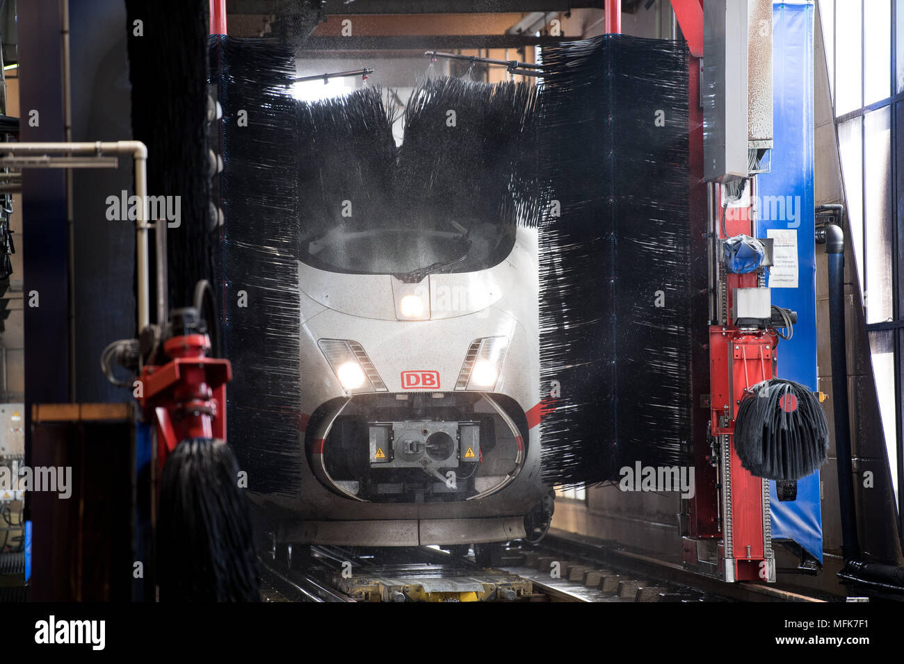26 April 2018, Germany, Frankfurt: Brushes at the train washing system ...