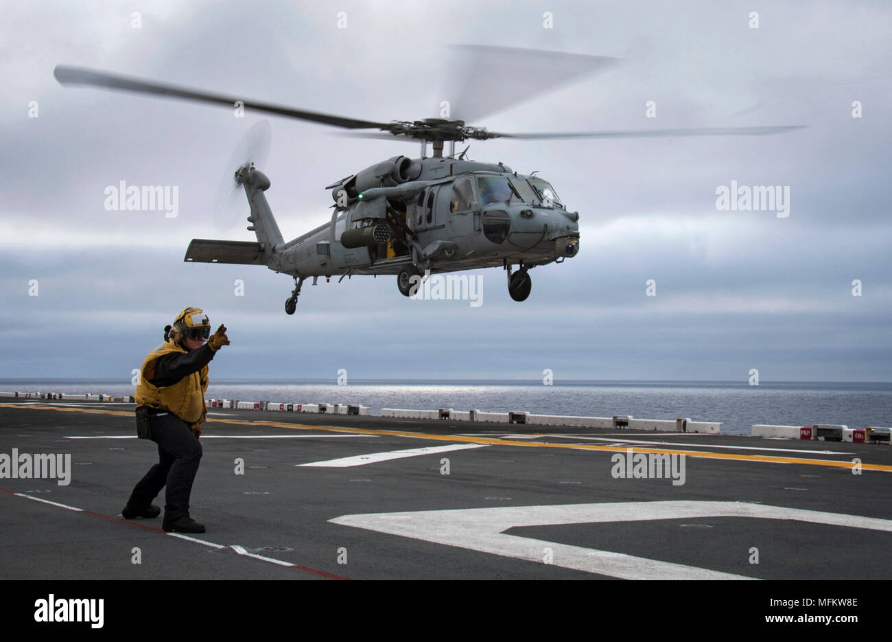 Amphibious assault ship uss bonhomme richard lhd 6 bhr hi-res stock ...
