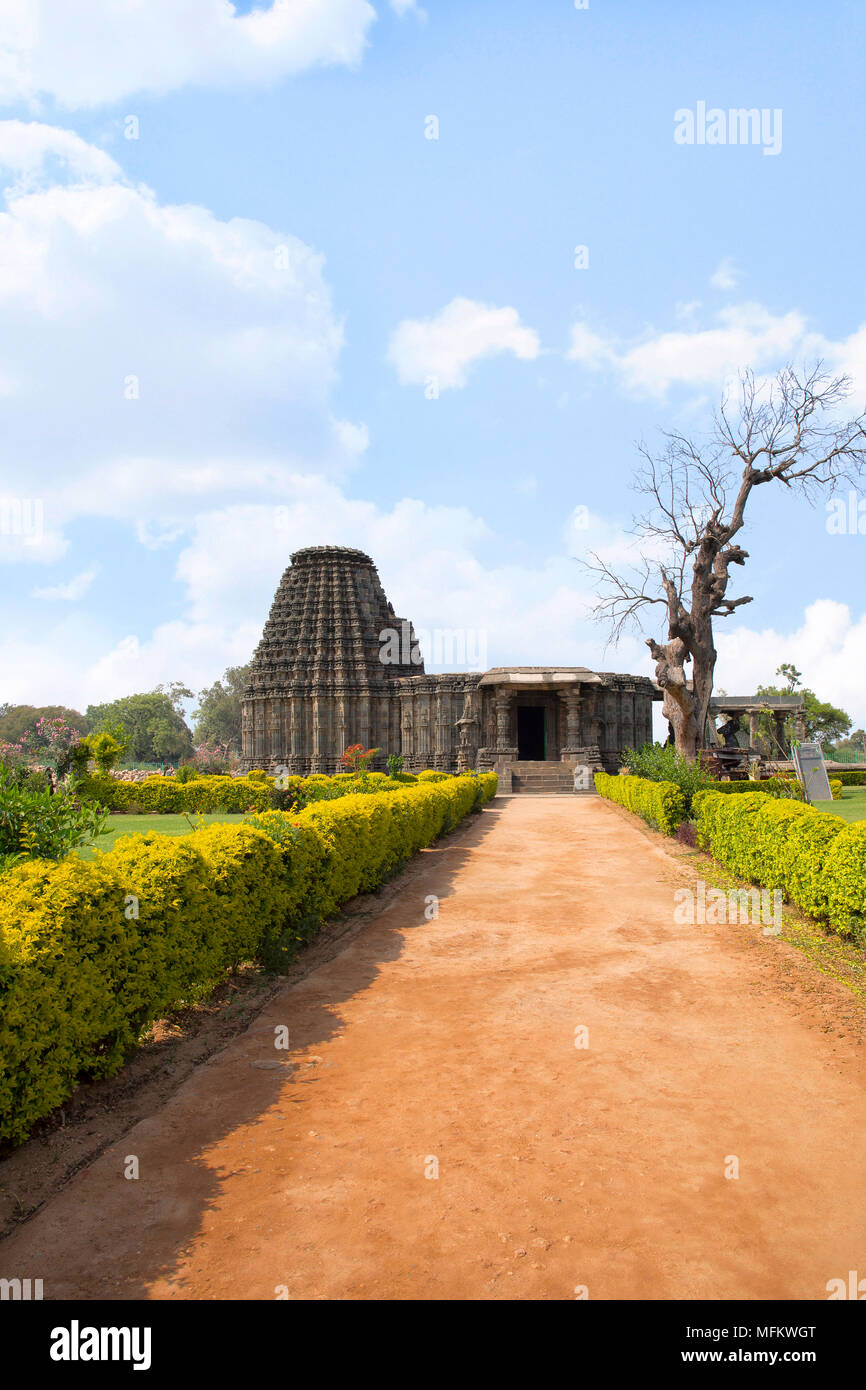 Doddabasappa temple facade hi-res stock photography and images - Alamy