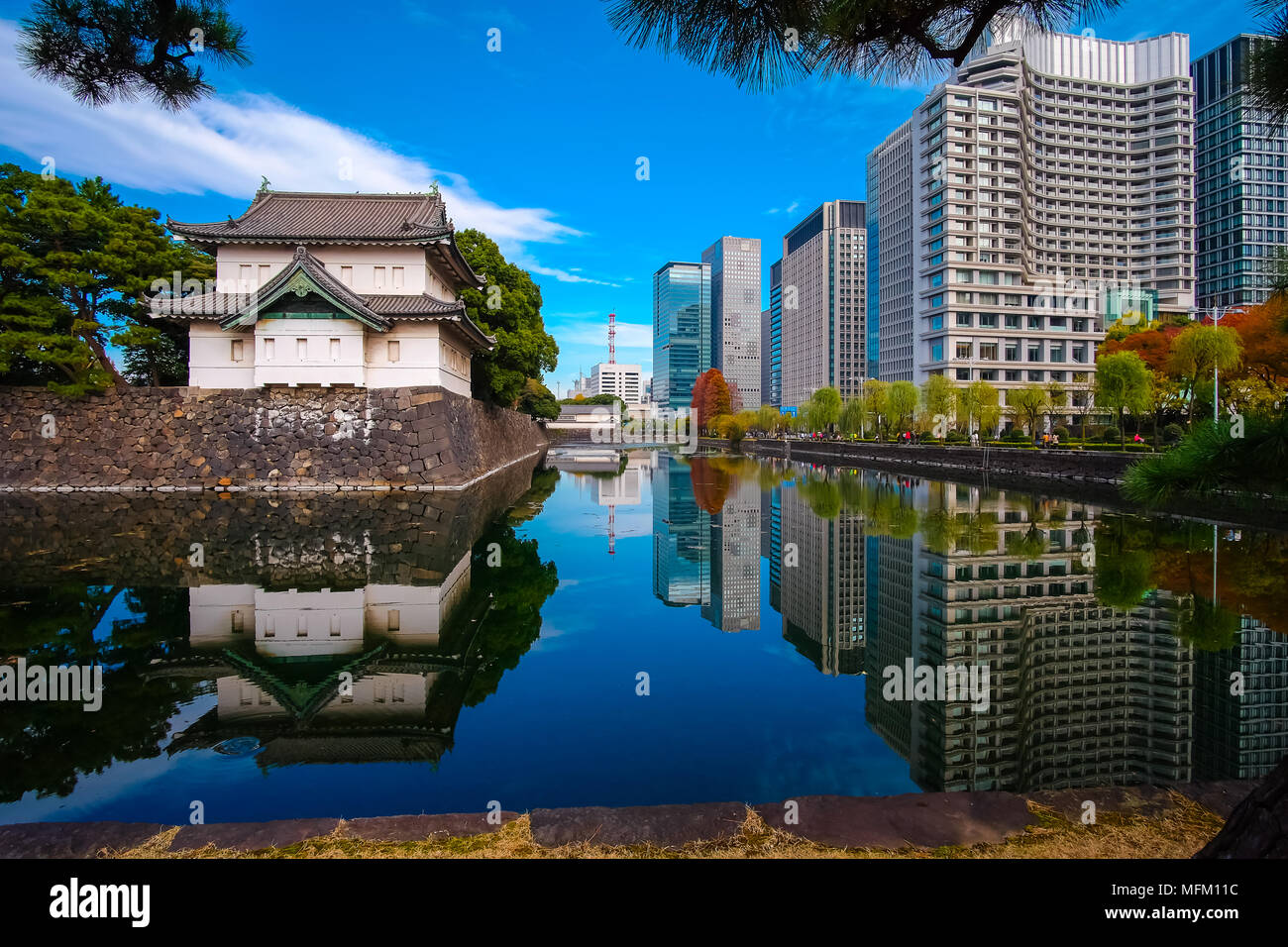 Japanese tower hi-res stock photography and images - Alamy