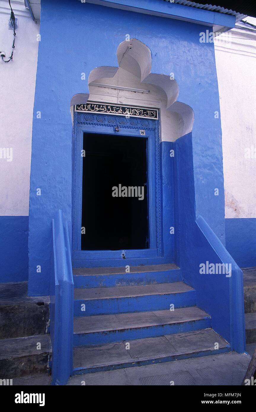 The ref steps hi-res stock photography and images - Alamy
