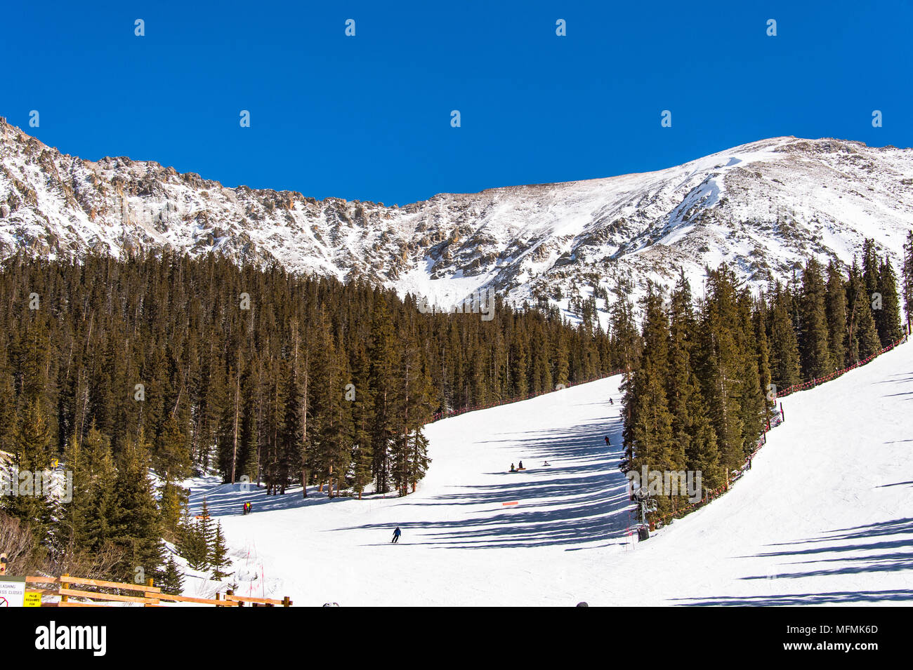 Arapahoe basin ski resort hi-res stock photography and images - Alamy