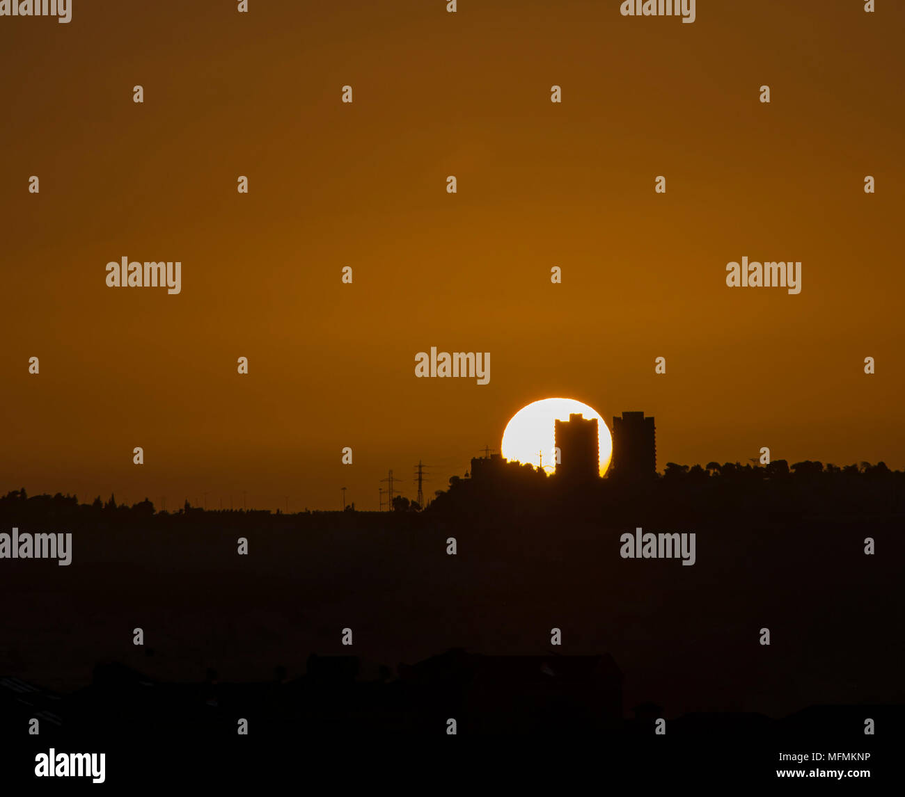 Sky over jerusalem hi-res stock photography and images - Alamy