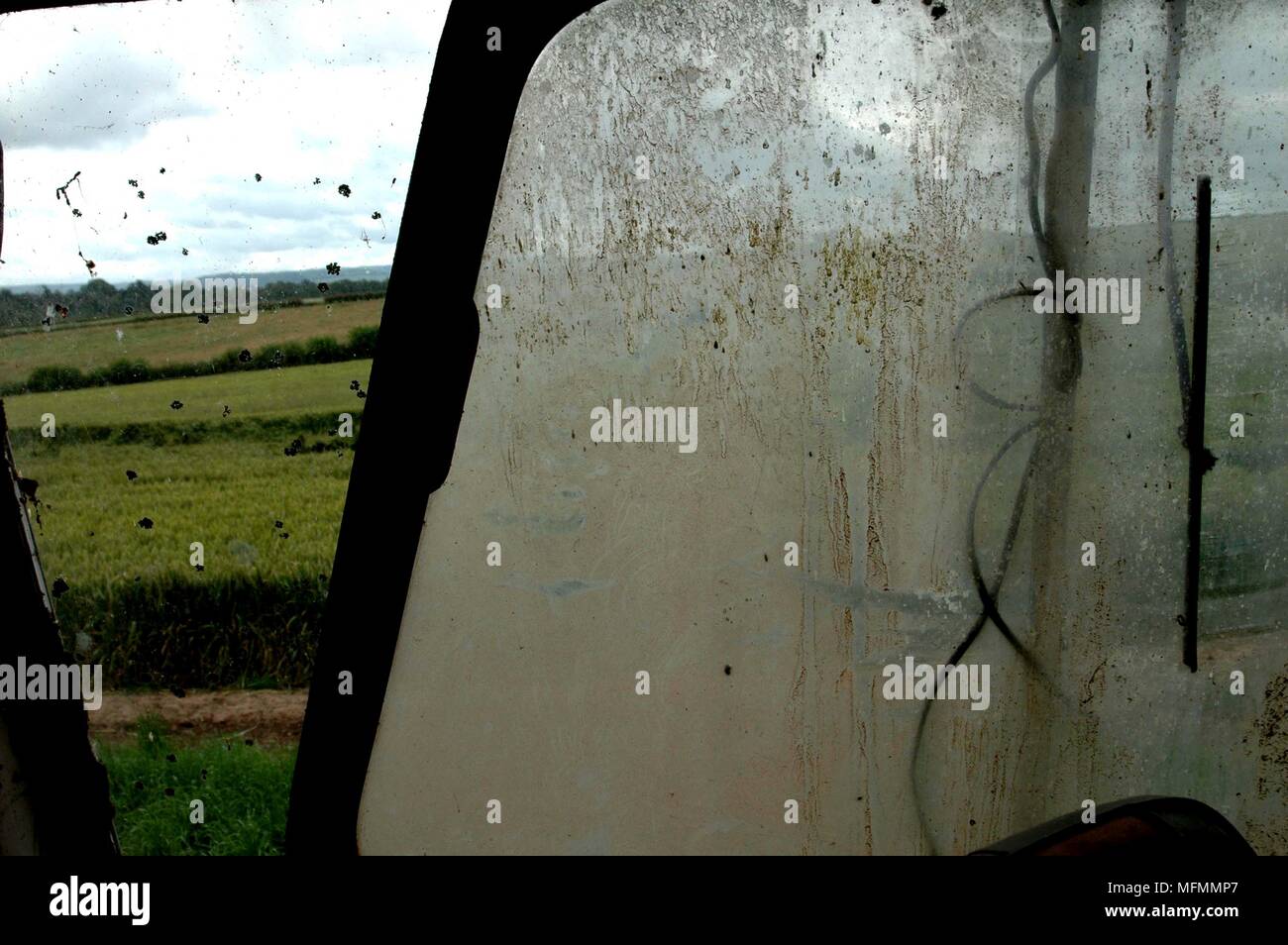 Close-up of a dirty windshield of a vehicle Ref: CRB416 10009 057 ...