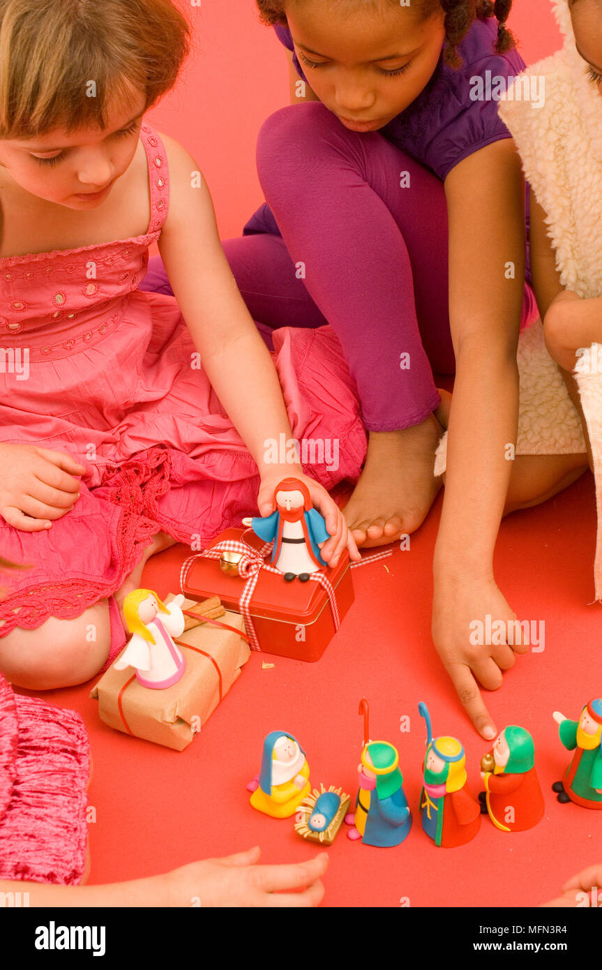 Two kids playing shared toy hi-res stock photography and images - Alamy