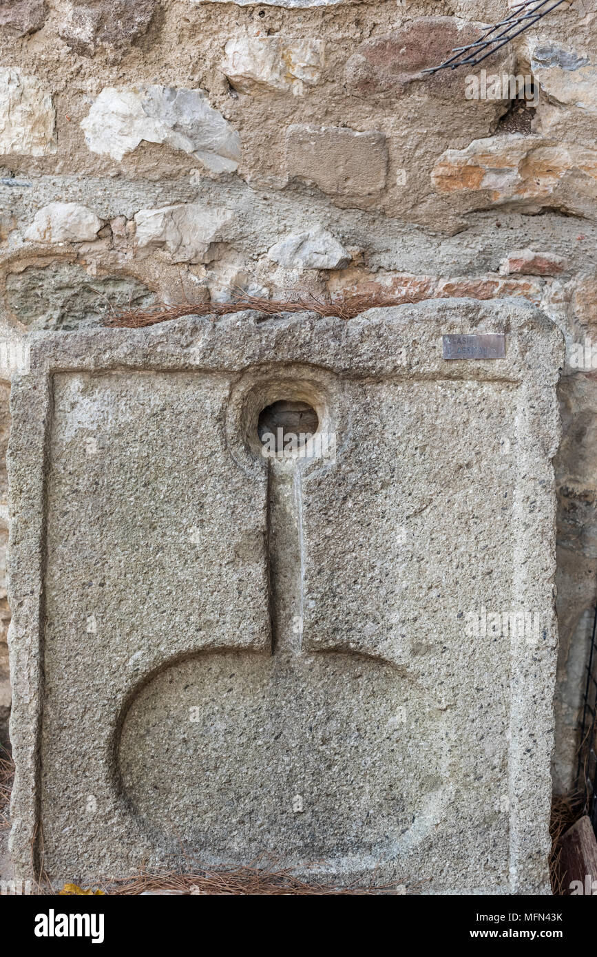 Latrine medieval hi-res stock photography and images - Alamy