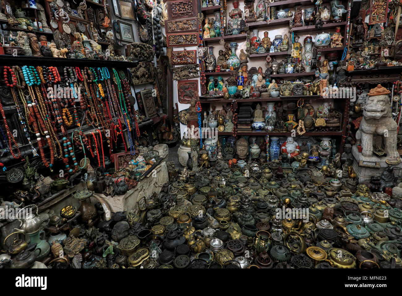 Dali china hi-res stock photography and images - Alamy