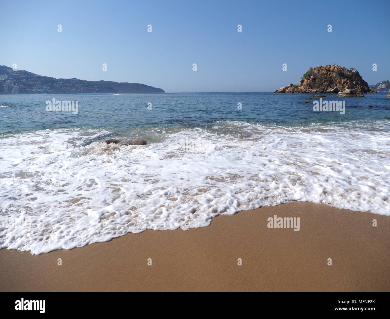 Scenic scenery of rocks at bay of ACAPULCO city in Mexico, Pacific ...
