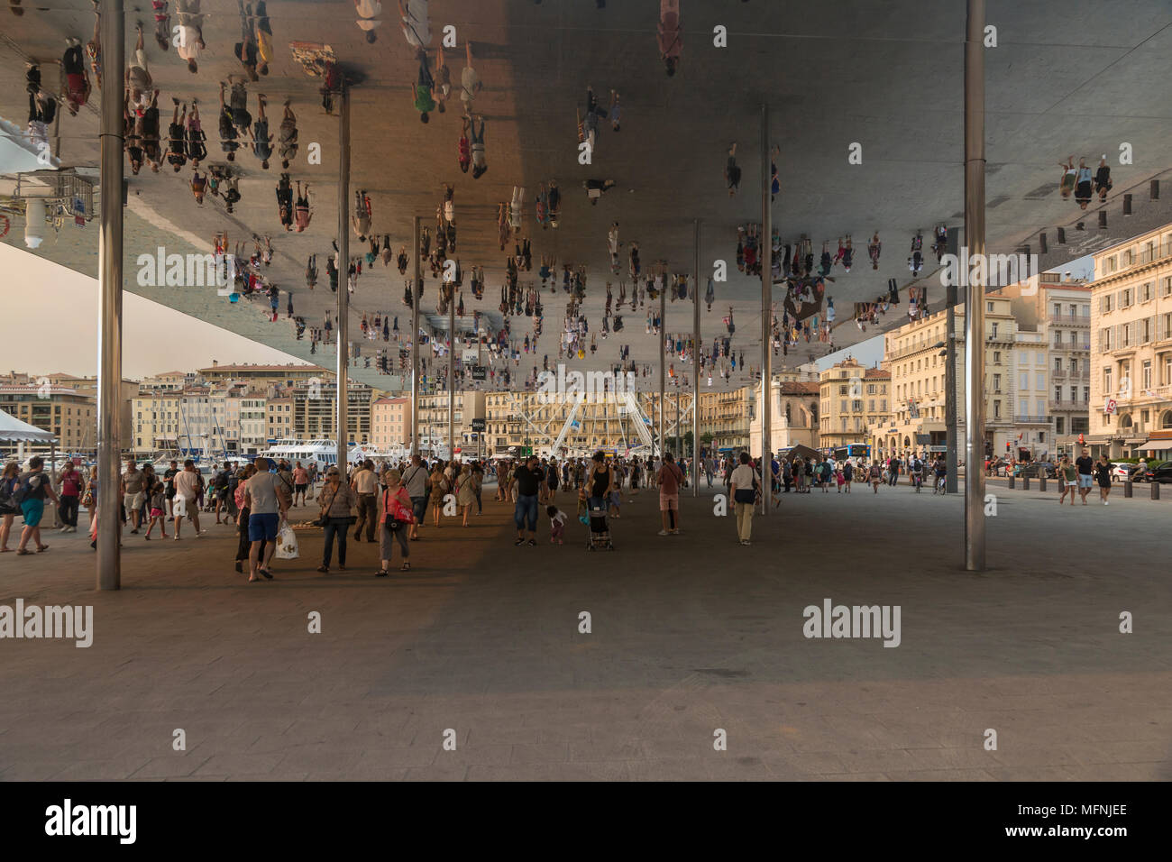 Norman foster marseille hi-res stock photography and images - Alamy