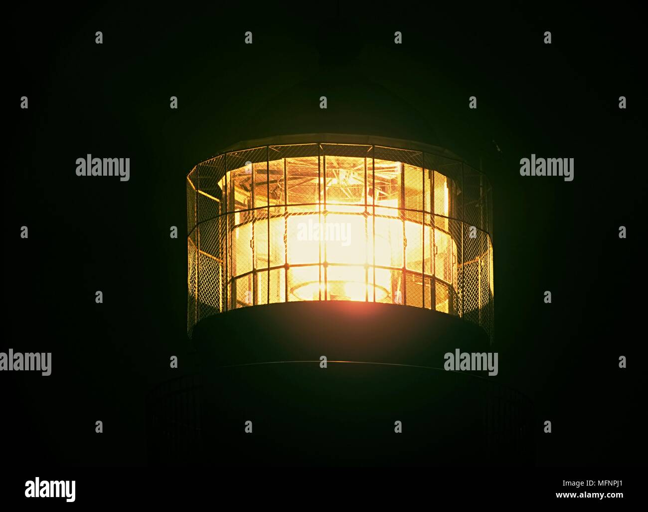 Shinning lighthouse lamp fresnel lens hi-res stock photography and ...