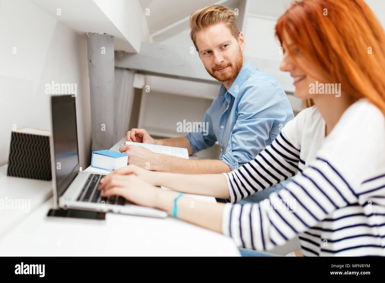 Wife working hi-res stock photography and images - Alamy