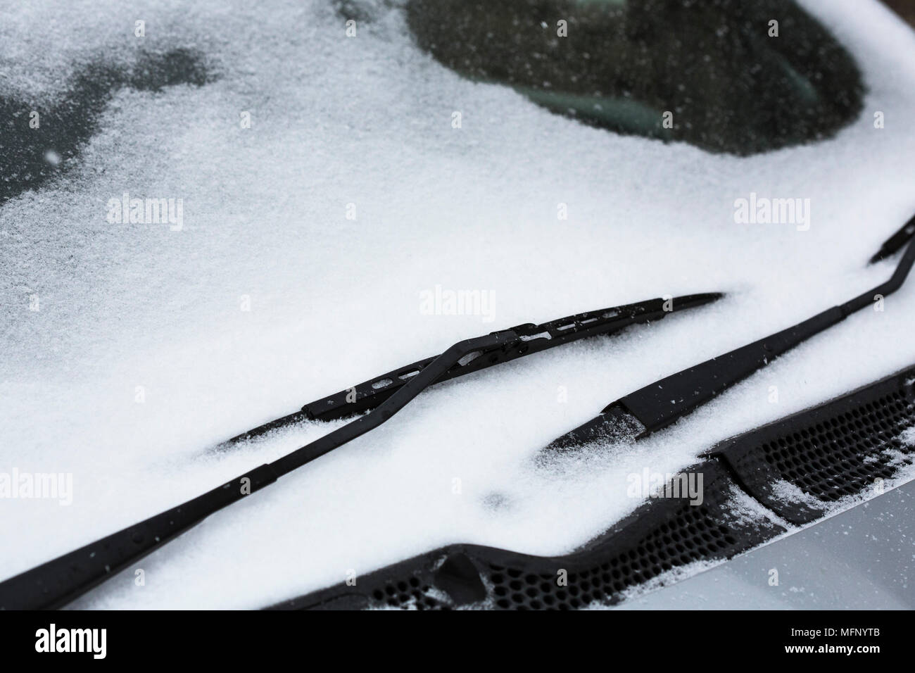 Powder snow blanket hi-res stock photography and images - Alamy