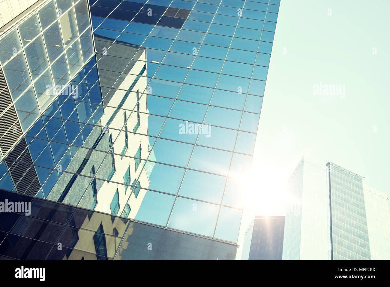 Office skyscraper sky scraper hi-res stock photography and images - Alamy