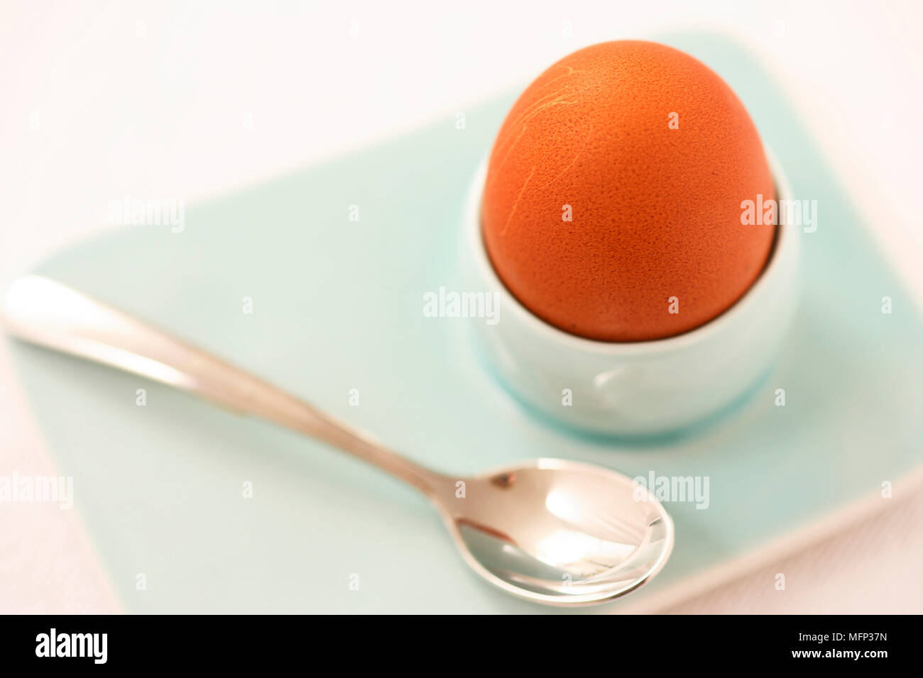 Boiled egg and spoon Ref: CRB417 10022 087 Compulsory Credit: Rebecca ...