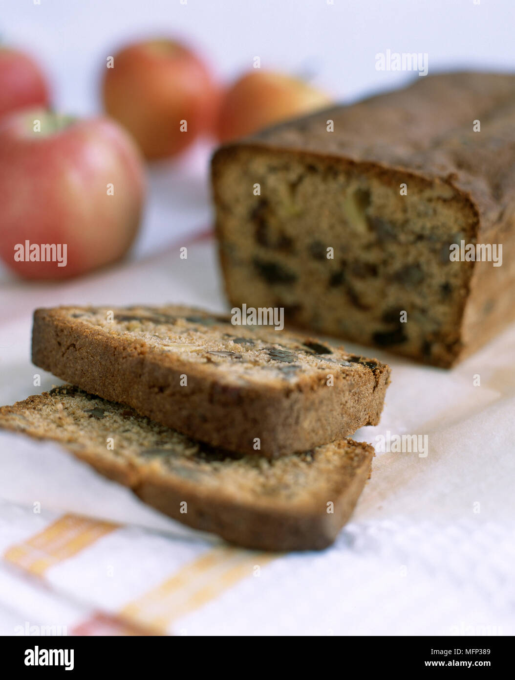 Apple fruit cake Ref: CRB417 10043 003 Compulsory Credit: REBECCA ...