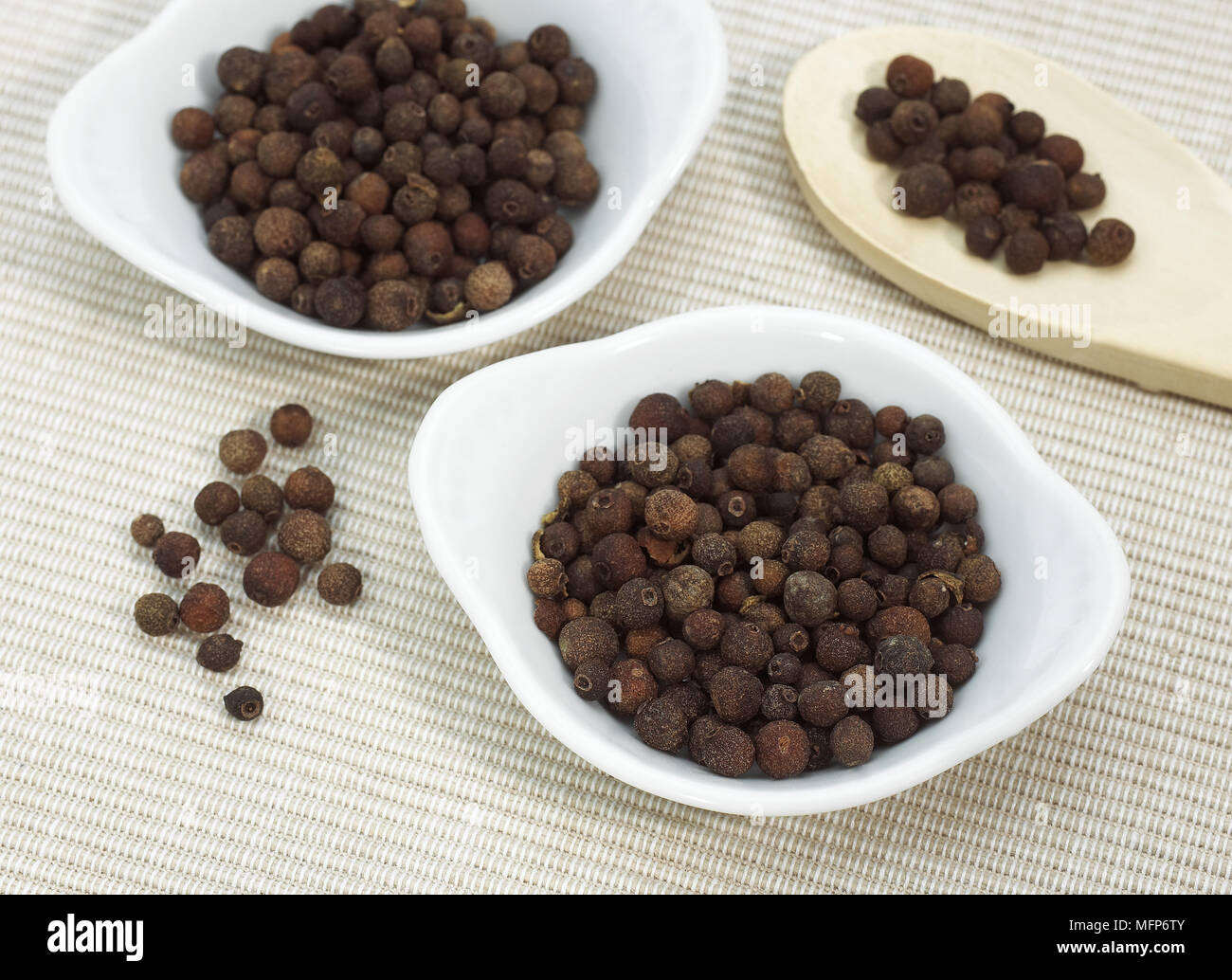 Pimenta Dioica Berries