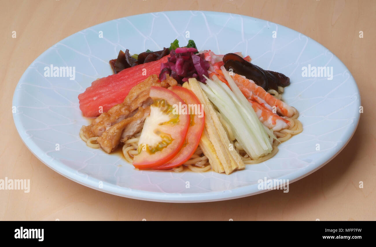 Traditional japanese udon noodle hi-res stock photography and images ...