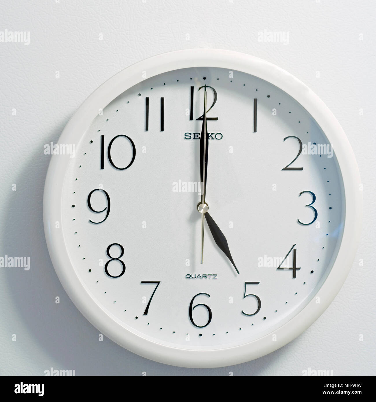 Clock face showing time two hi-res stock photography and images - Alamy
