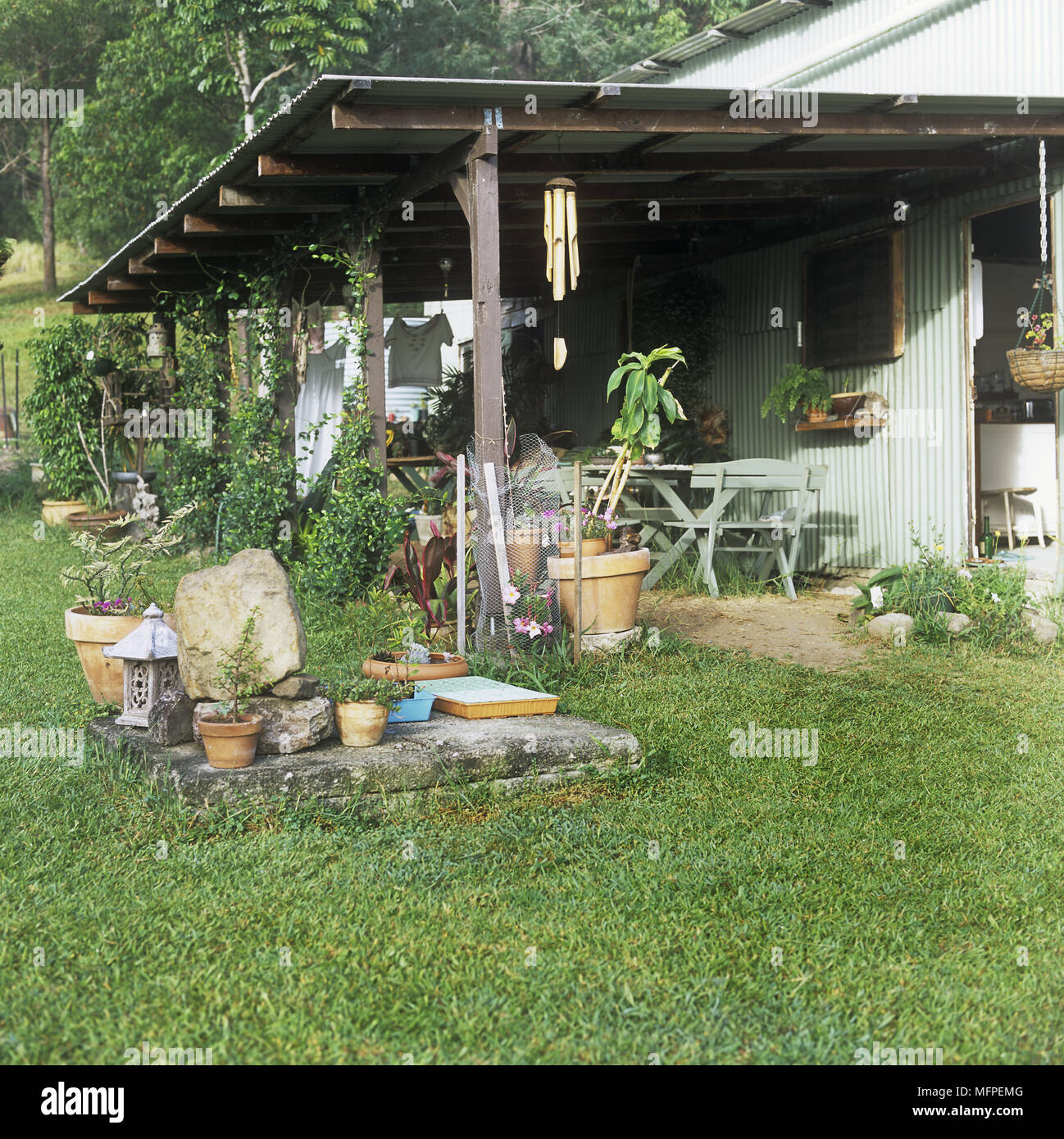 Porch area hi-res stock photography and images - Alamy