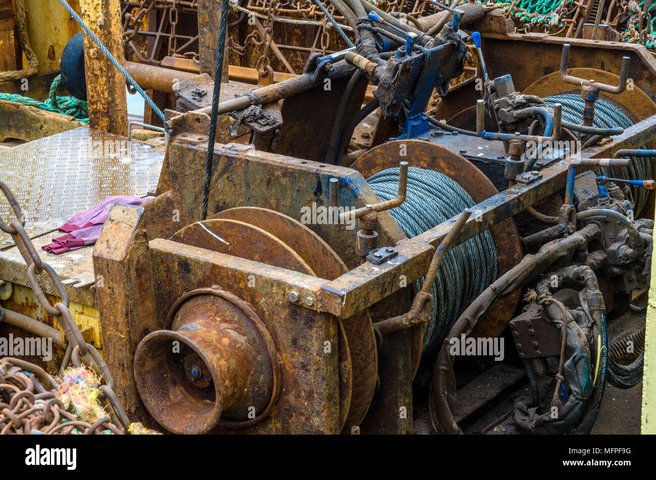 A net cable winch or capstan on a fishing trawler Stock Photo - Alamy