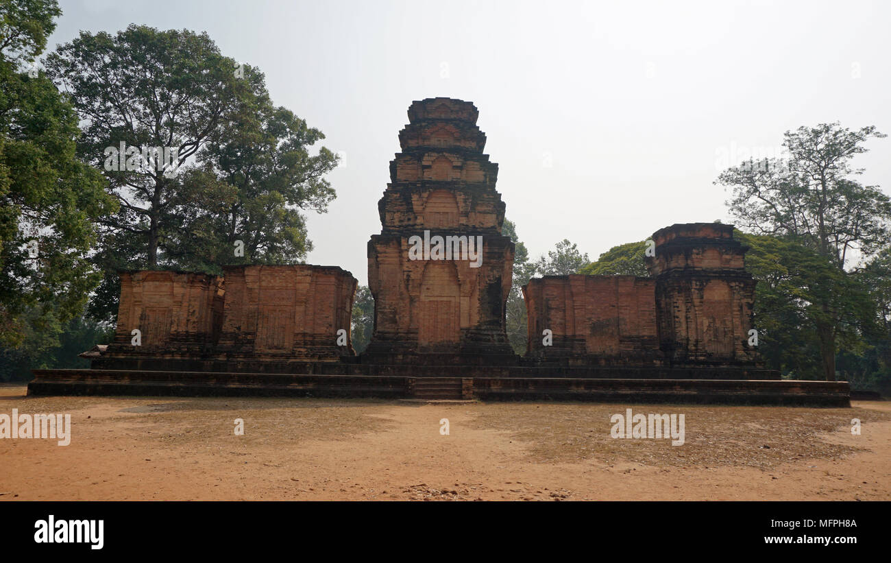 ancient temple complex of ankgor wat in cambodia Stock Photo - Alamy